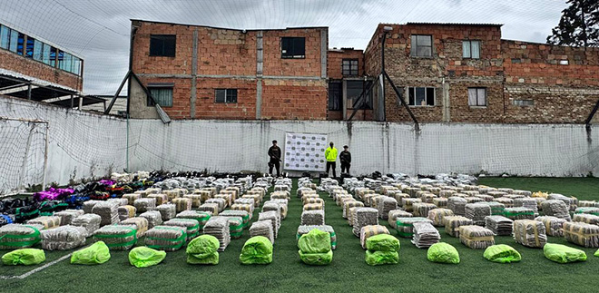 Incautación de dos toneladas y 364 kilos de marihuana en el municipio de Mosquera, Cundinamarca ...